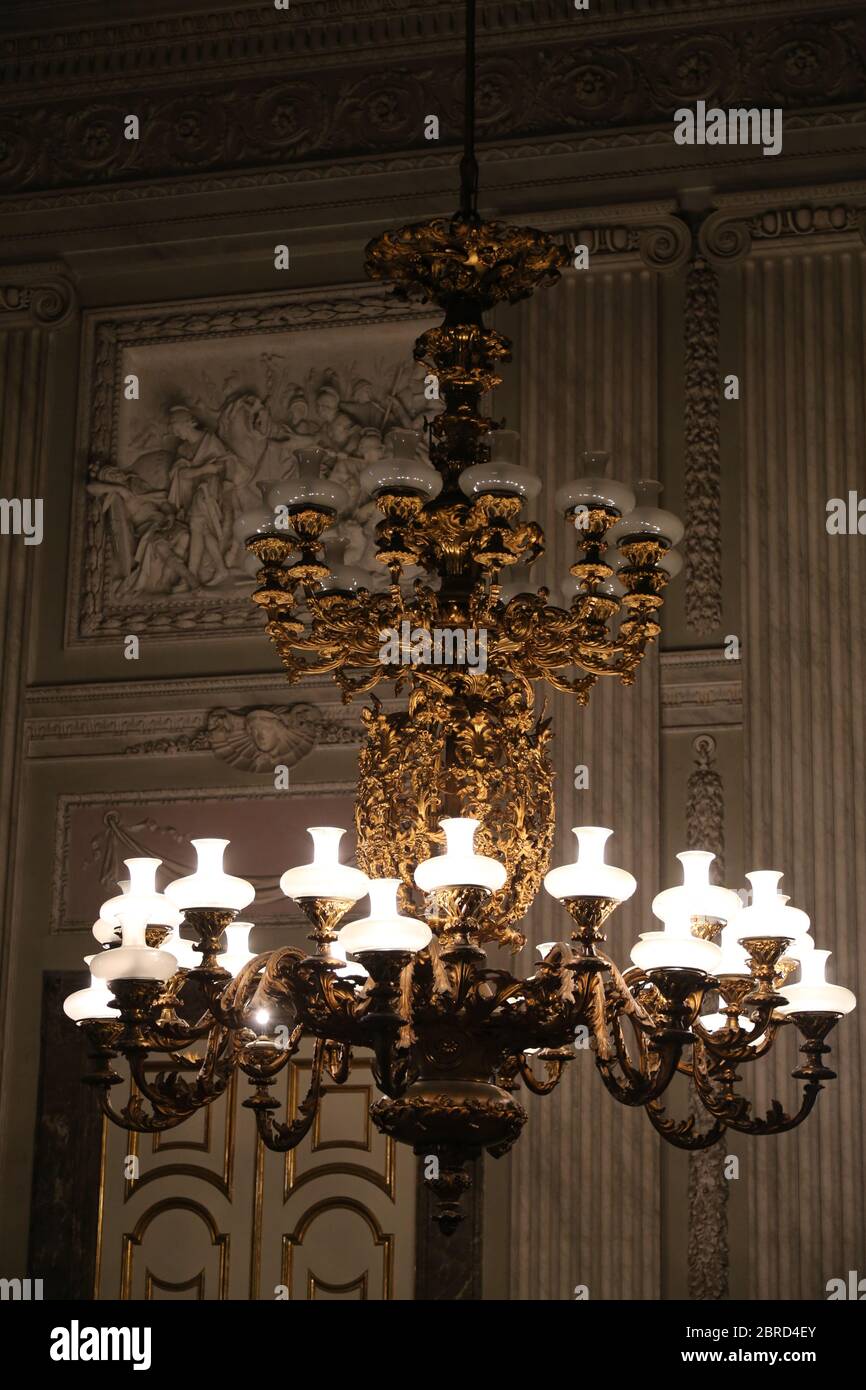 Reggia di Caserta: Details of the candelabrum of the Bodyguard room ...