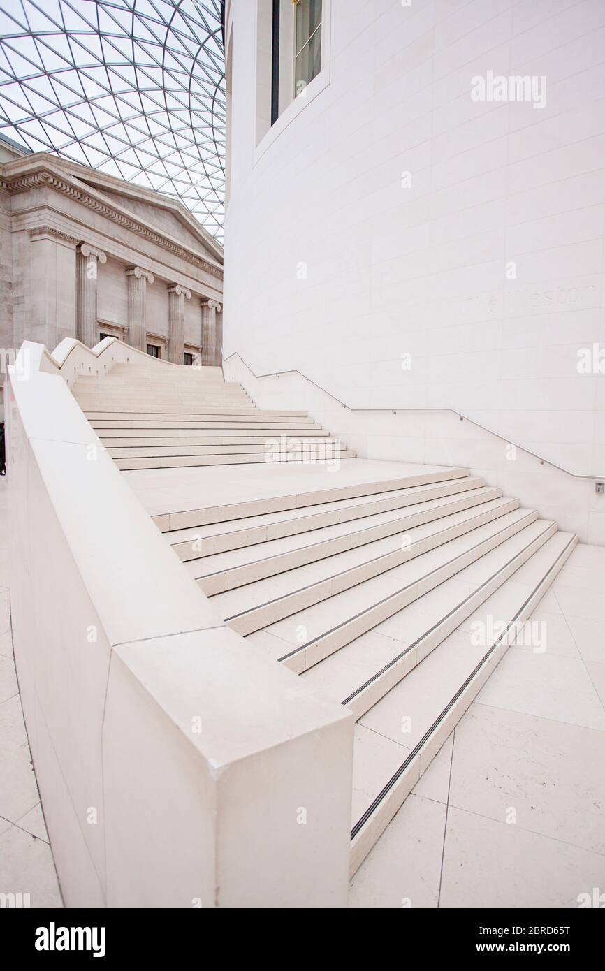 British museum interior hi-res stock photography and images - Alamy