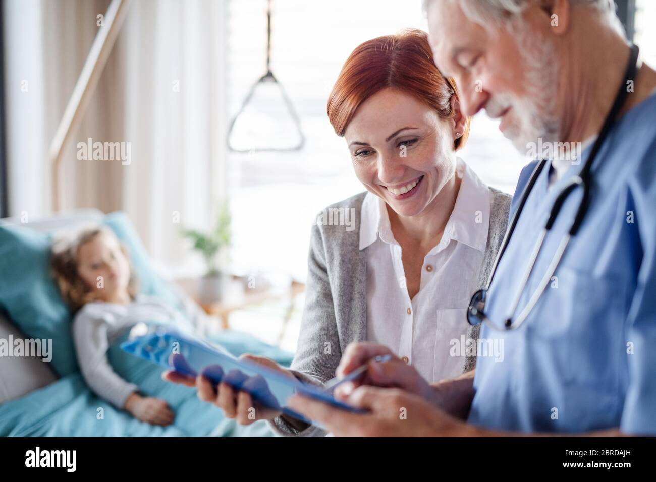 Hospitalized child hi-res stock photography and images - Alamy