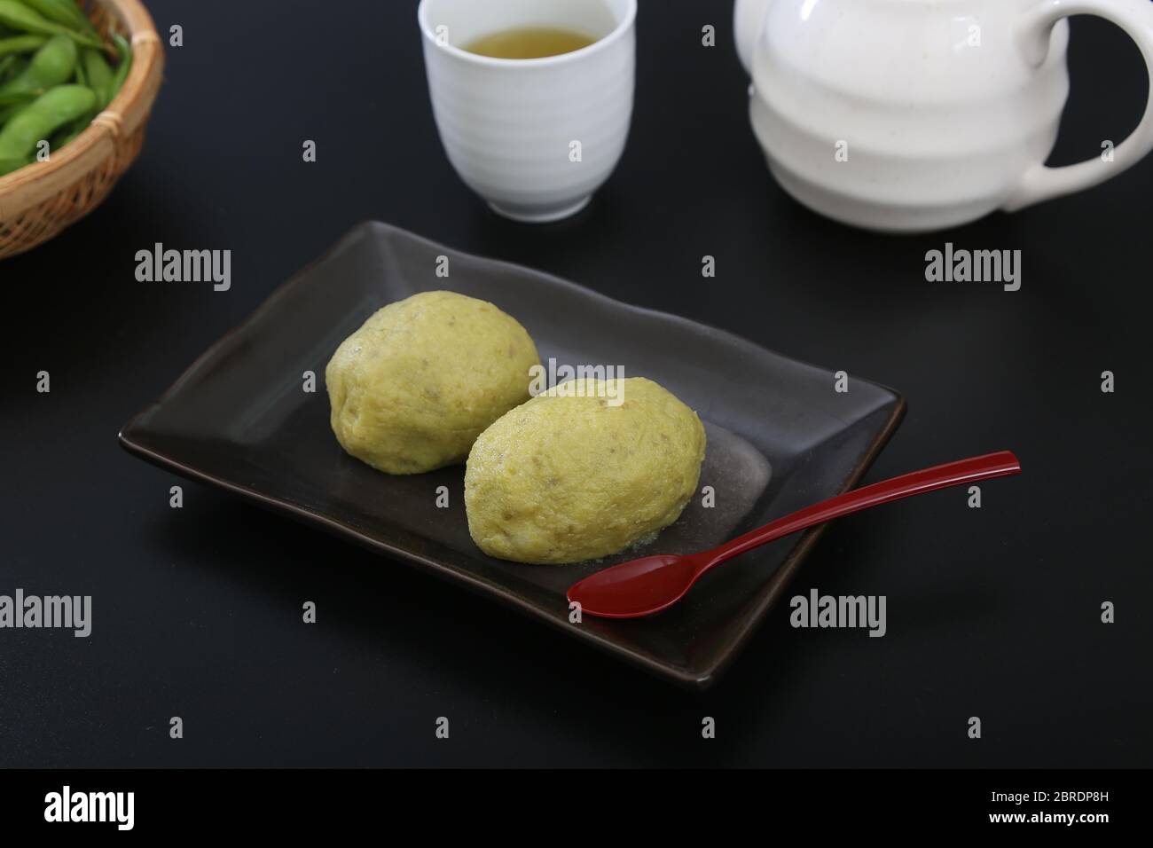 Rice cakes with Crashed Sweet Bean sauce Stock Photo - Alamy