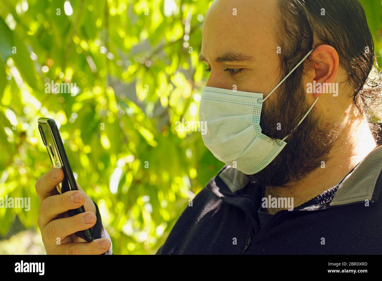 Mobile phone viruses hi-res stock photography and images - Alamy