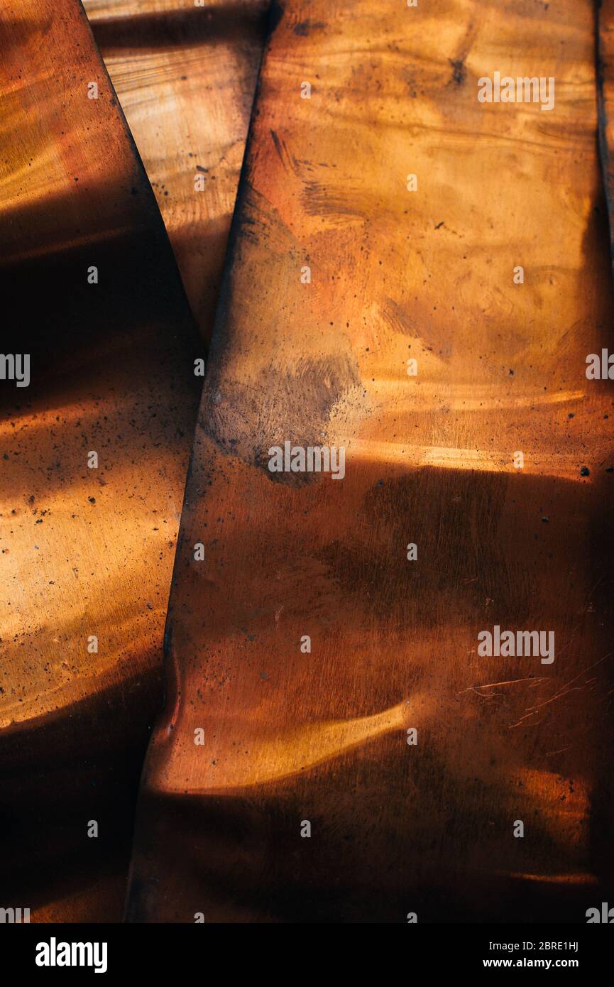 Copper sheets hi-res stock photography and images - Alamy