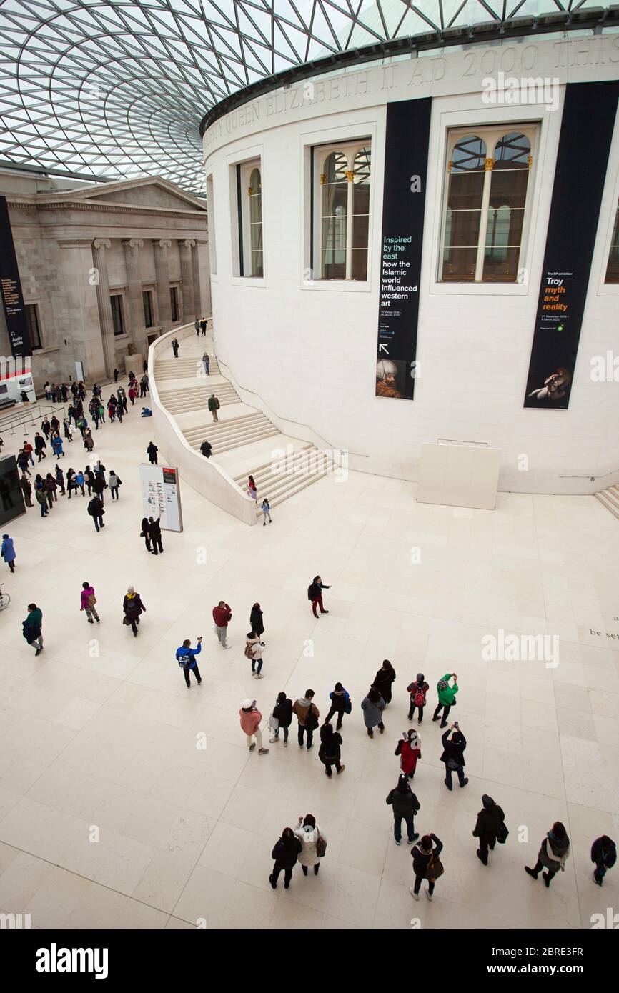British museum interior hi-res stock photography and images - Alamy
