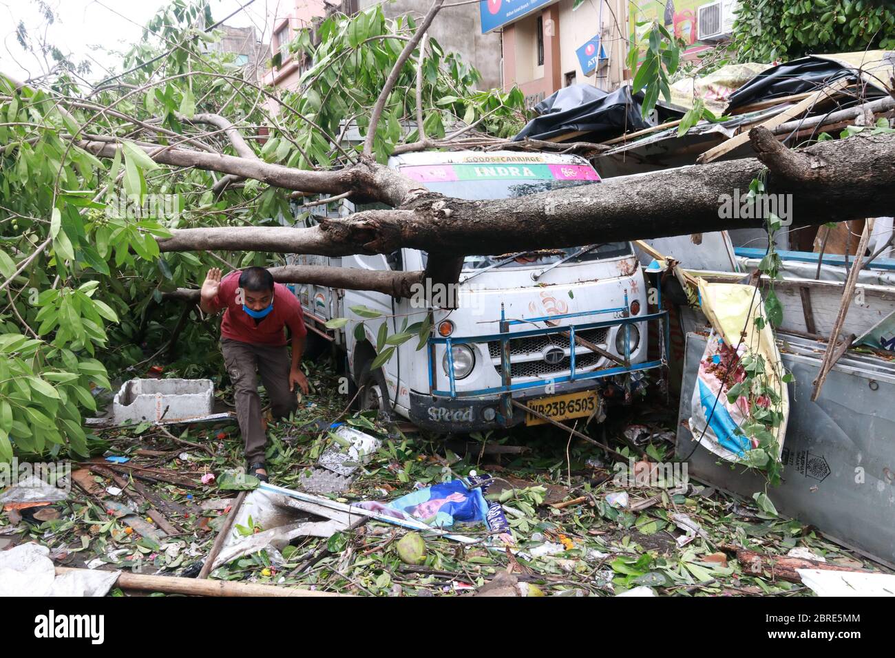 Cyclone amphan shelters hi-res stock photography and images - Alamy