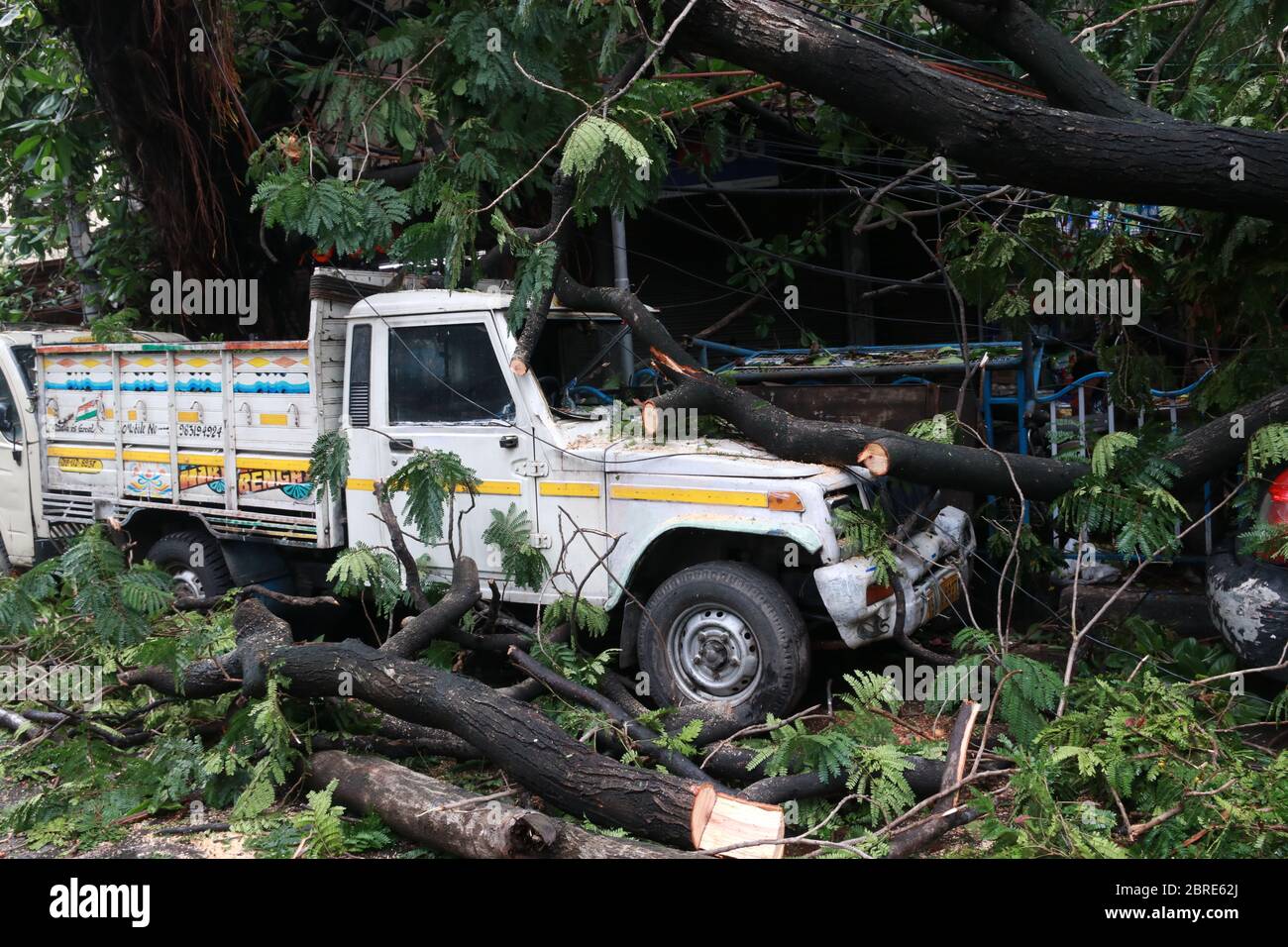Cyclone amphan shelters hi-res stock photography and images - Alamy