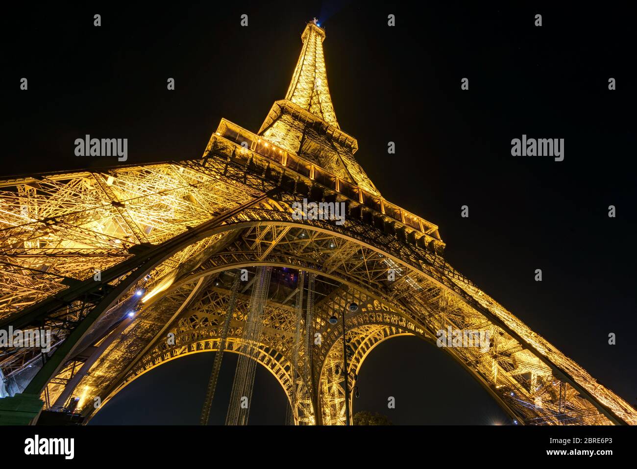 Paris tourist attractions hi-res stock photography and images - Alamy