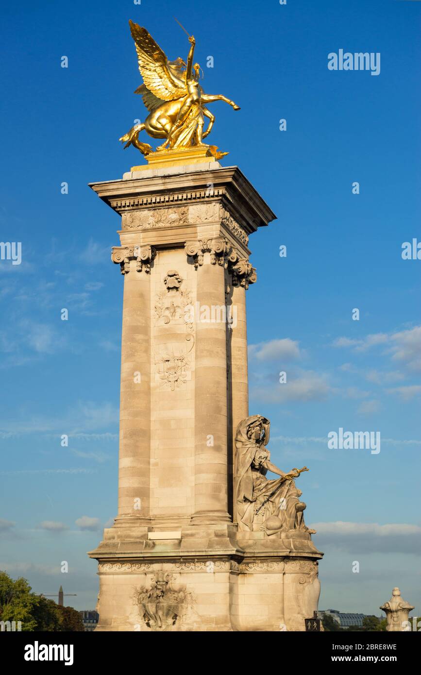 Detail of the Alexander III bridge in Paris Stock Photo - Alamy