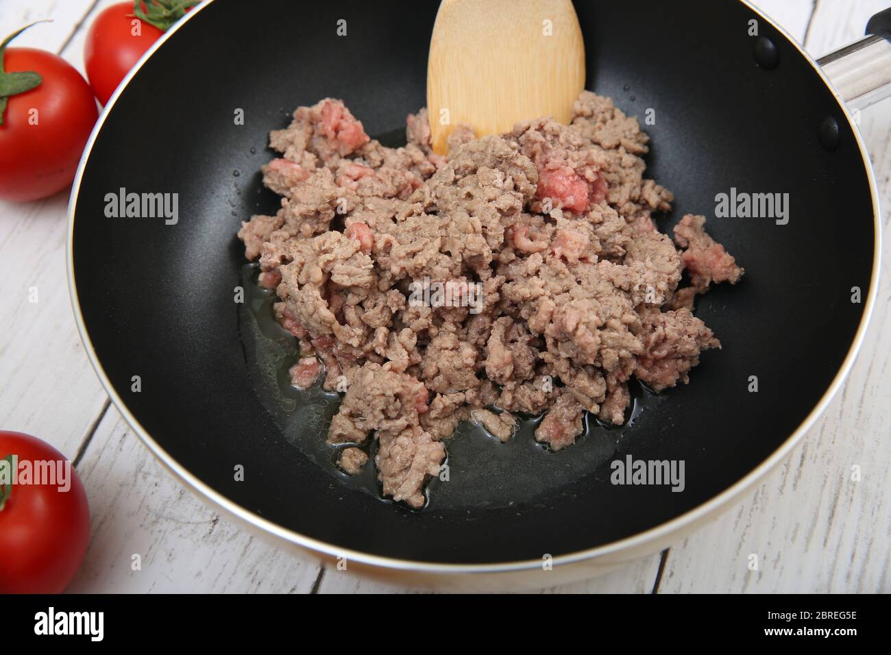 Ground Meat while Cooking Stock Photo - Alamy