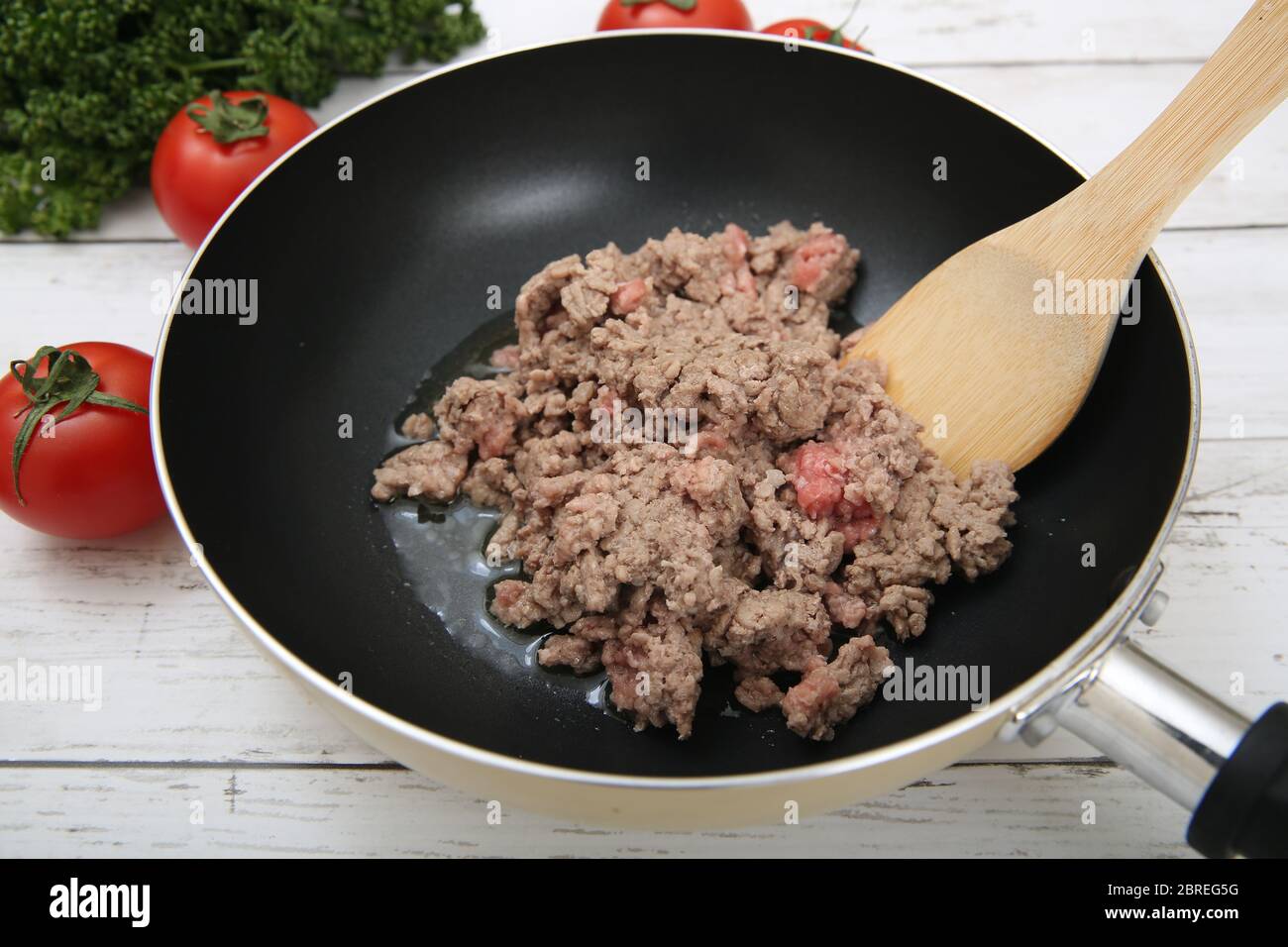 Ground Meat while Cooking Stock Photo - Alamy