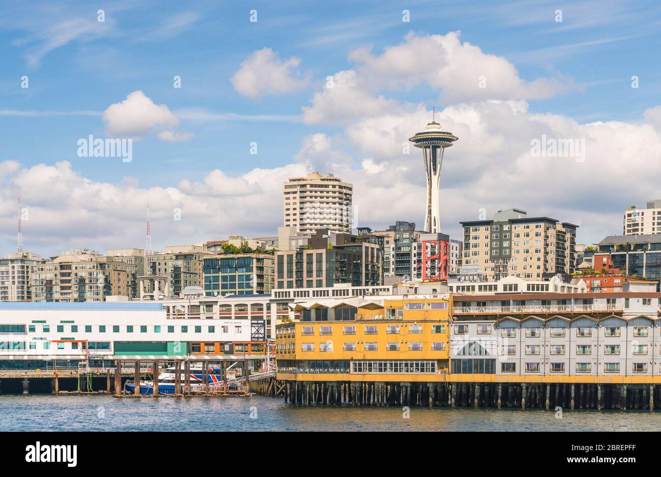 Seattle bay waterfront downtown town city hi-res stock photography and ...