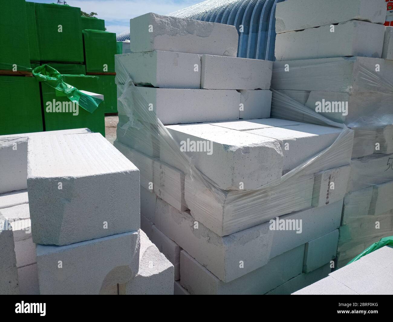 Breeze block texture hi-res stock photography and images - Alamy