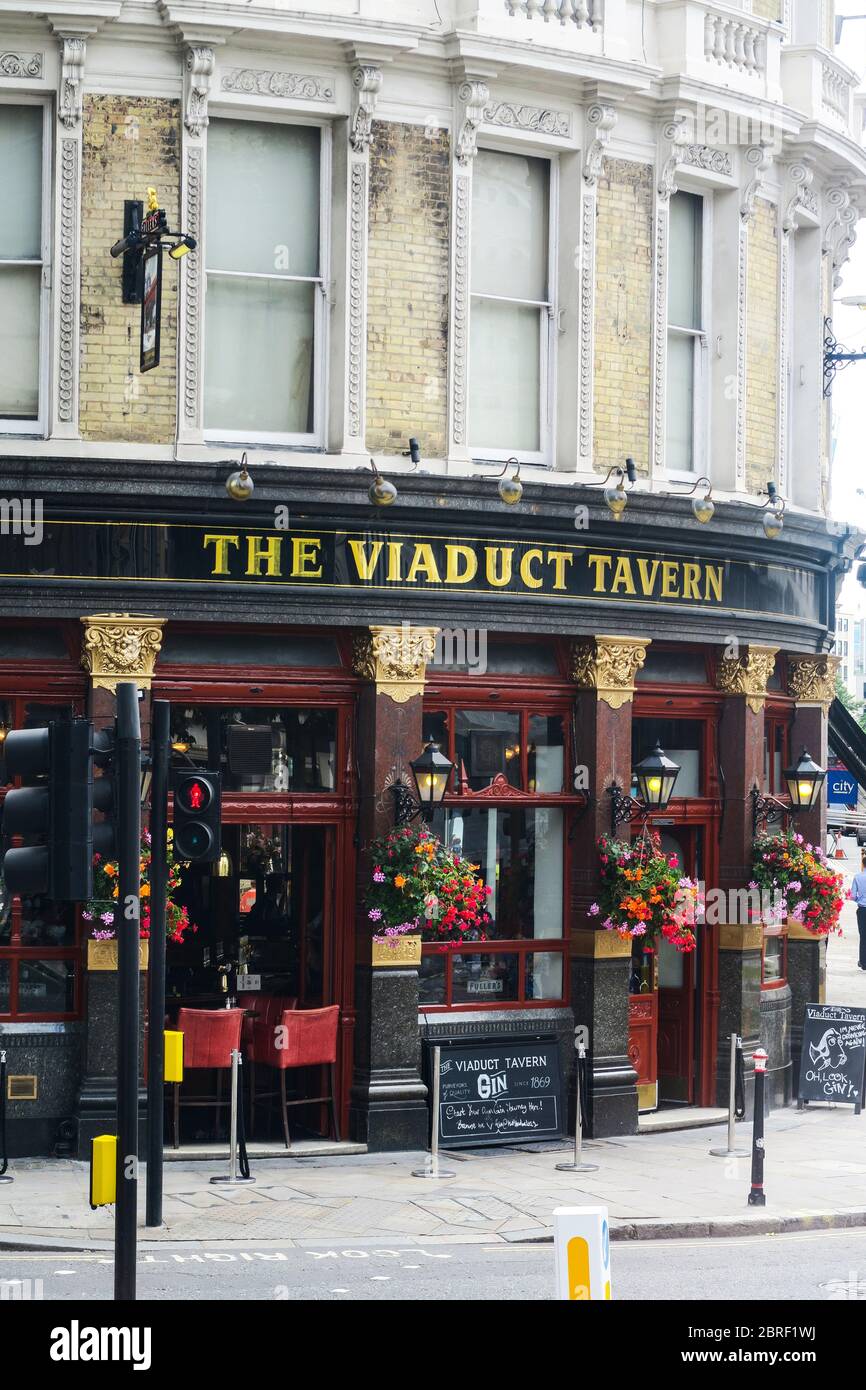 The Viaduct Tavern pub in London Stock Photo - Alamy