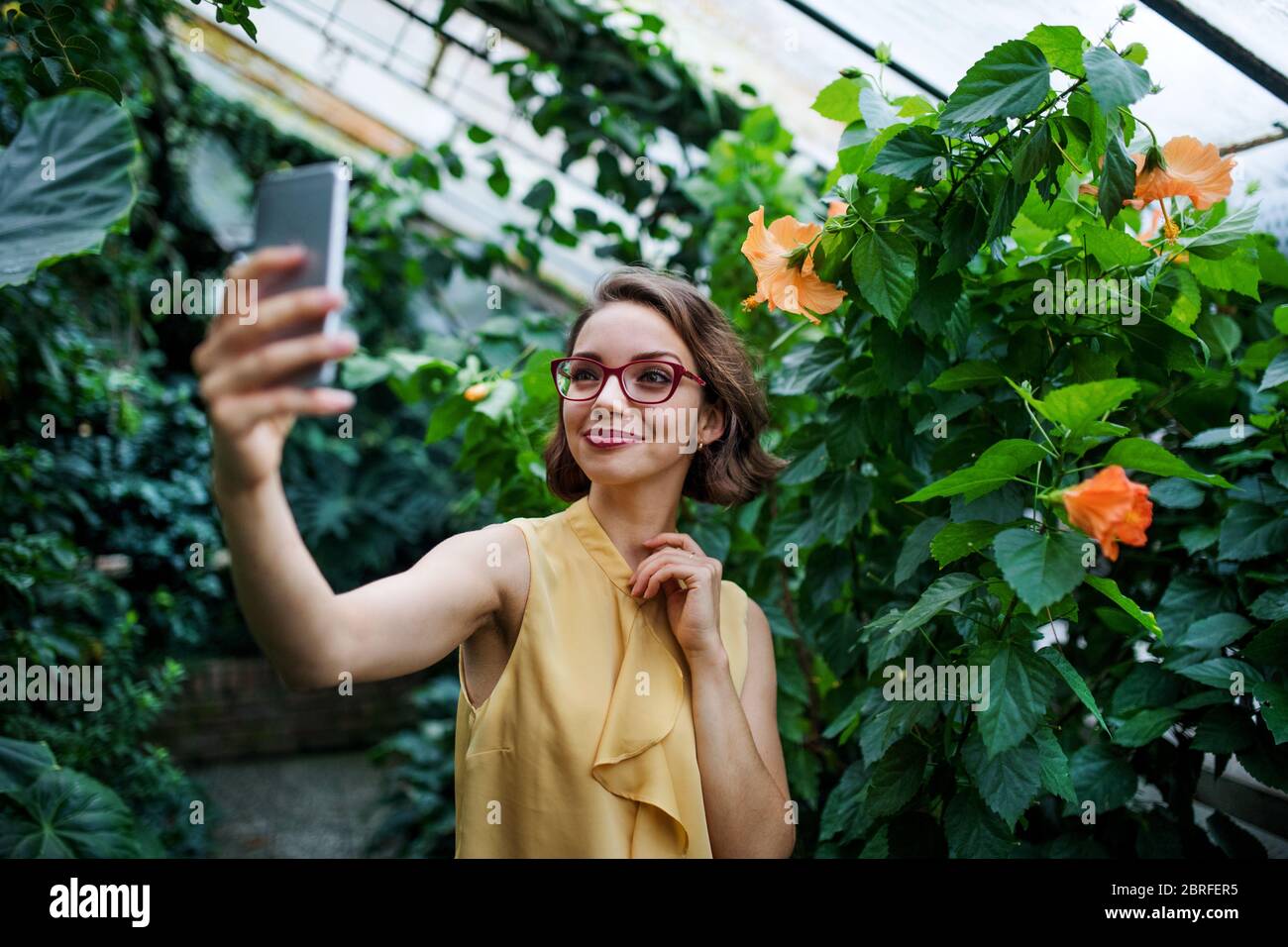 Environmental selfie hi-res stock photography and images - Alamy