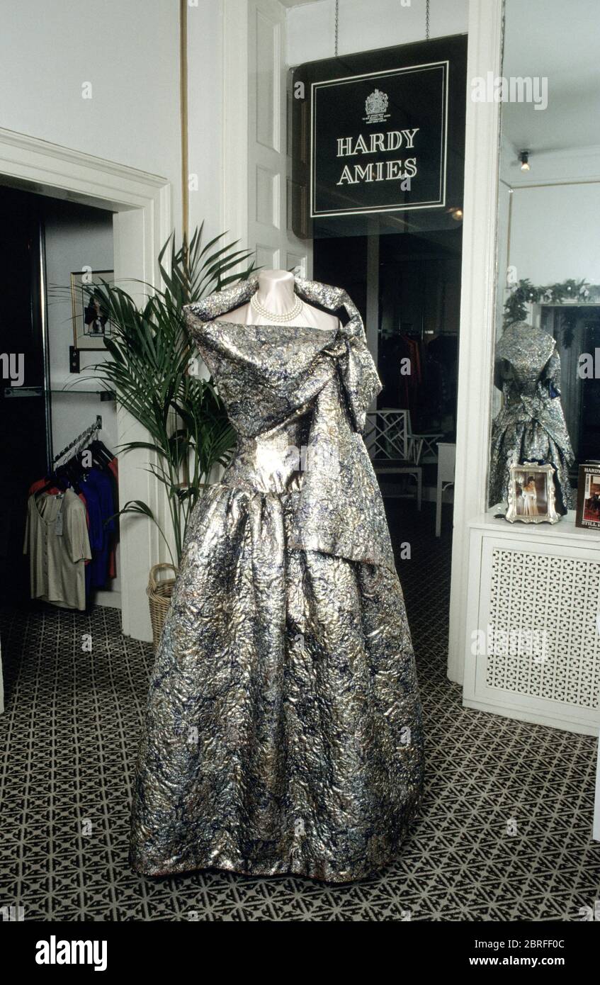 Dressmaker with photos of clothes hi-res stock photography and images ...