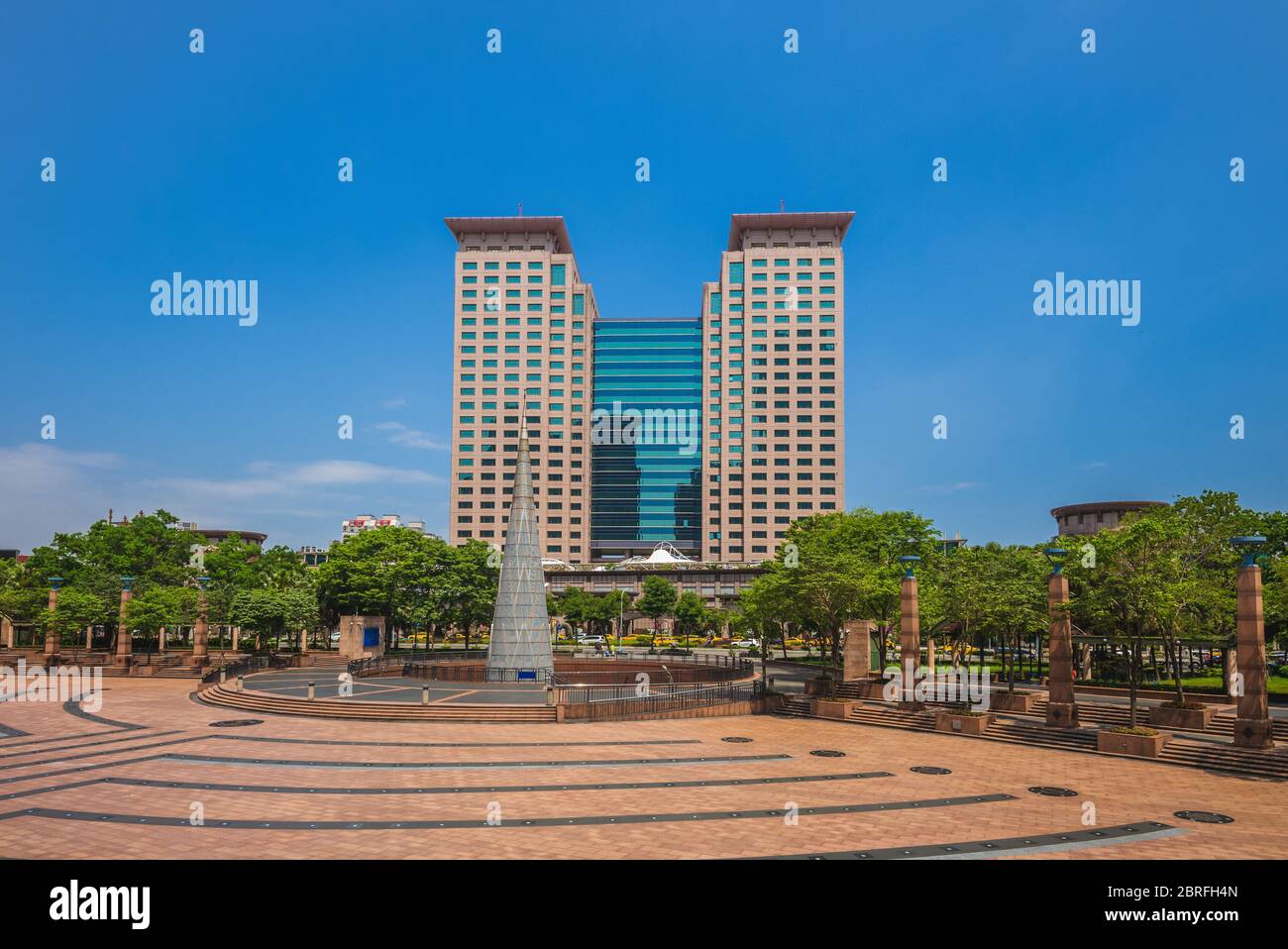 banqiao railway station in new taipei city, taiwan Stock Photo - Alamy