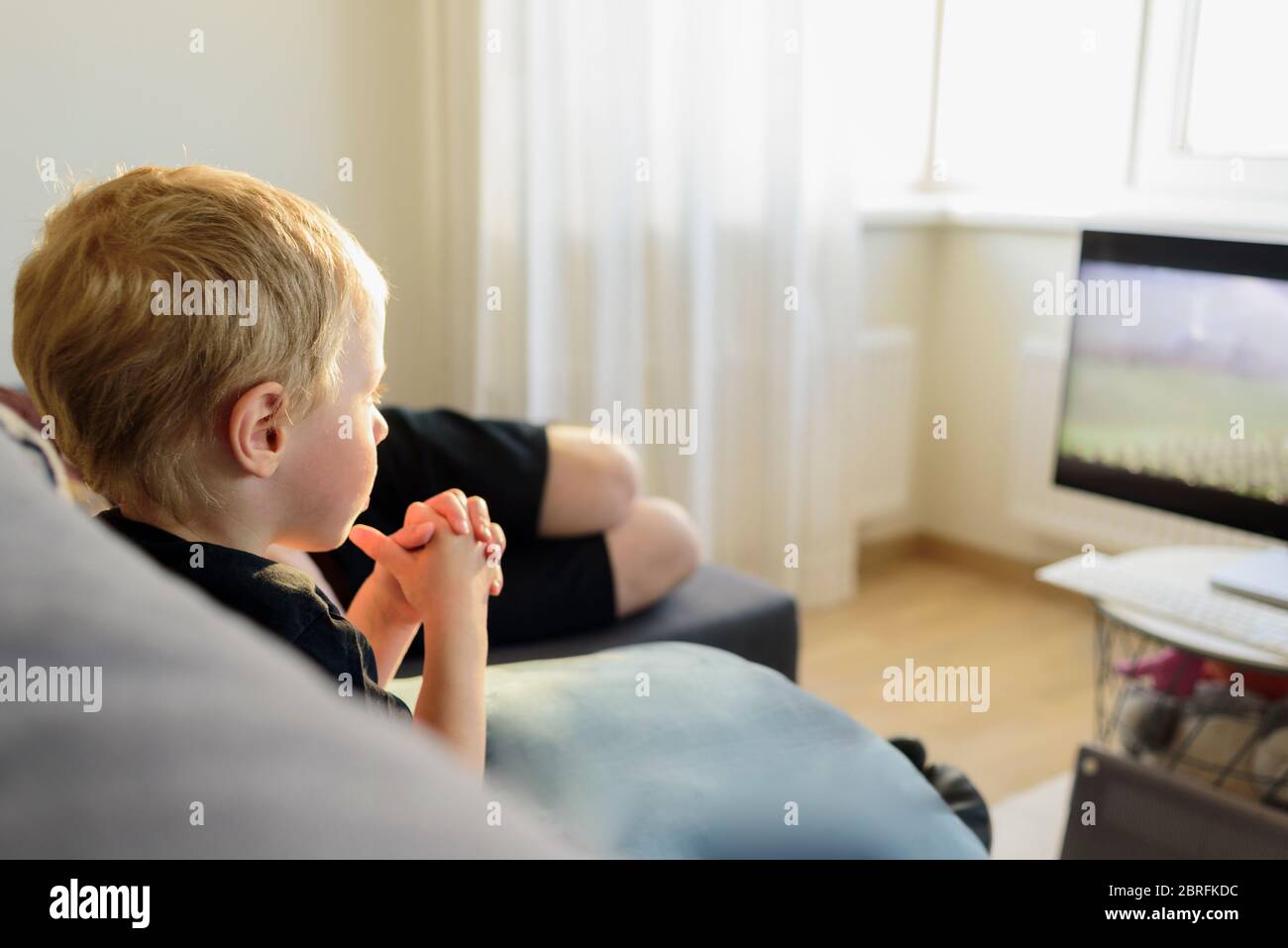 Big screen tv home hi-res stock photography and images - Alamy