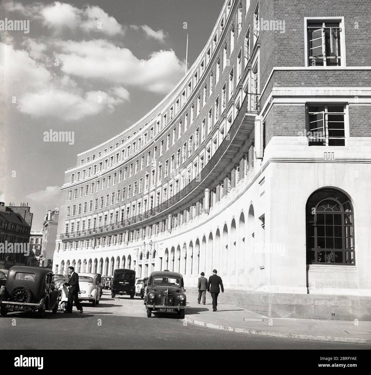 1950s, histocial, a view of a Central London square of an elegant ...