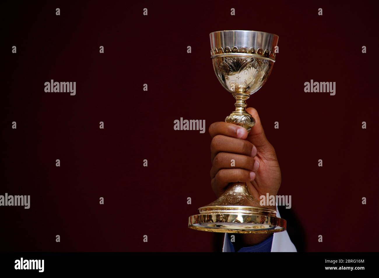 Priest Communion Wafer High Resolution Stock Photography and Images - Alamy