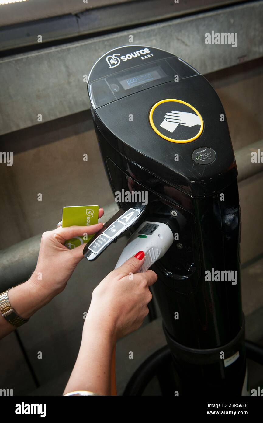 Connecting ev charging point hi-res stock photography and images - Alamy