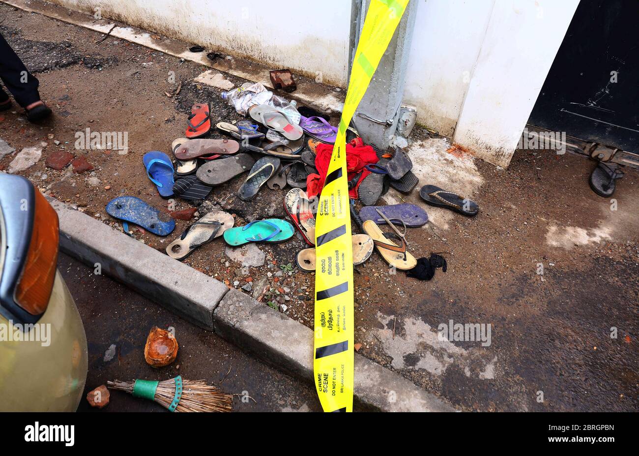 Crushed to death hi-res stock photography and images - Alamy