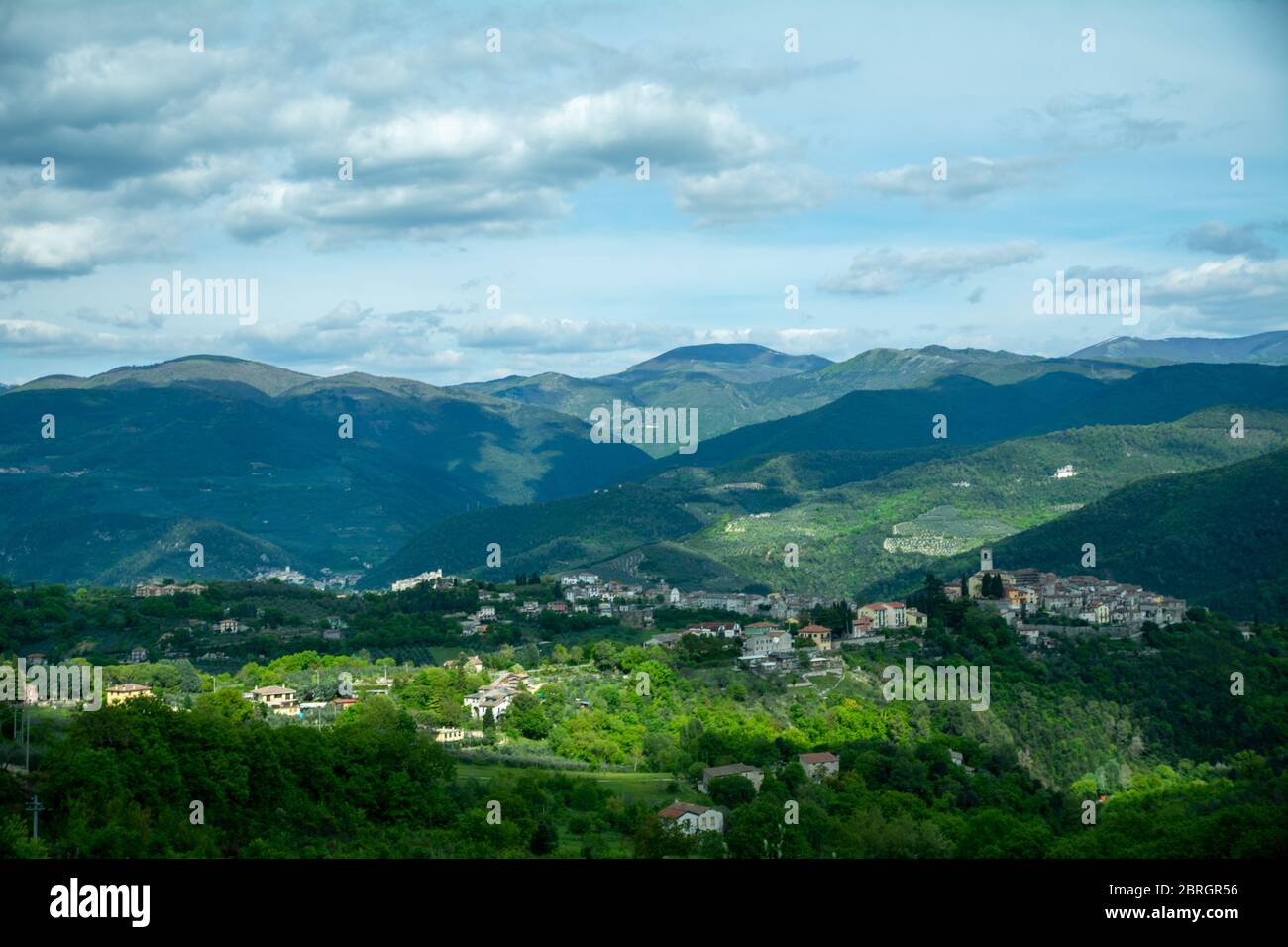 Valnerina valley, town of Arrone and Castel di Lago Stock Photo - Alamy