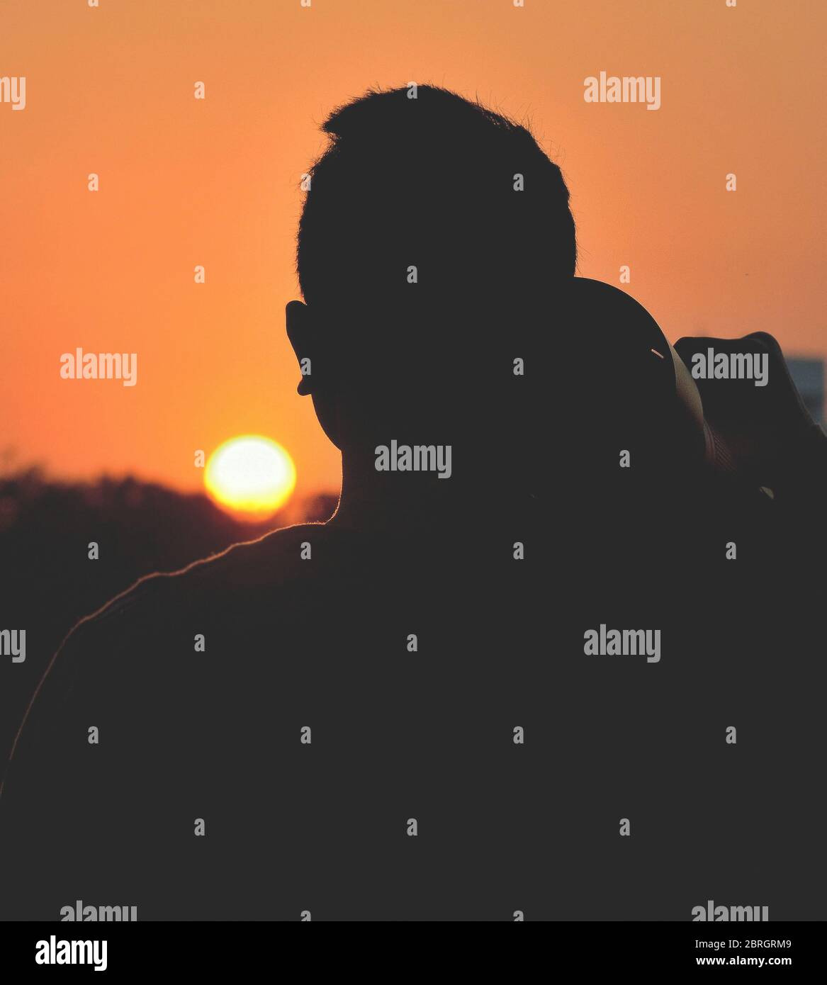 Silhouette photography is all about getting your lighting right. A ...