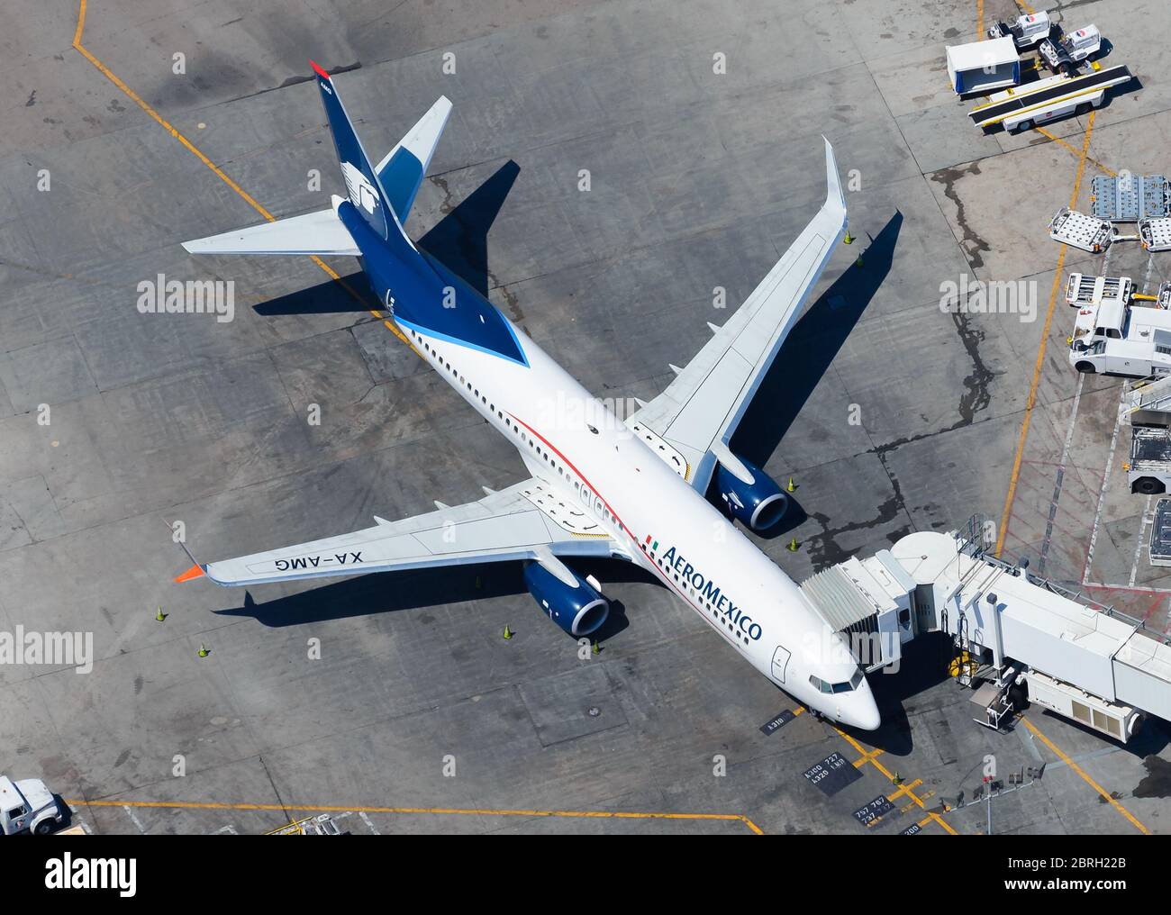 Aeromexico Boeing 737 at Los Angeles International Airport, United ...
