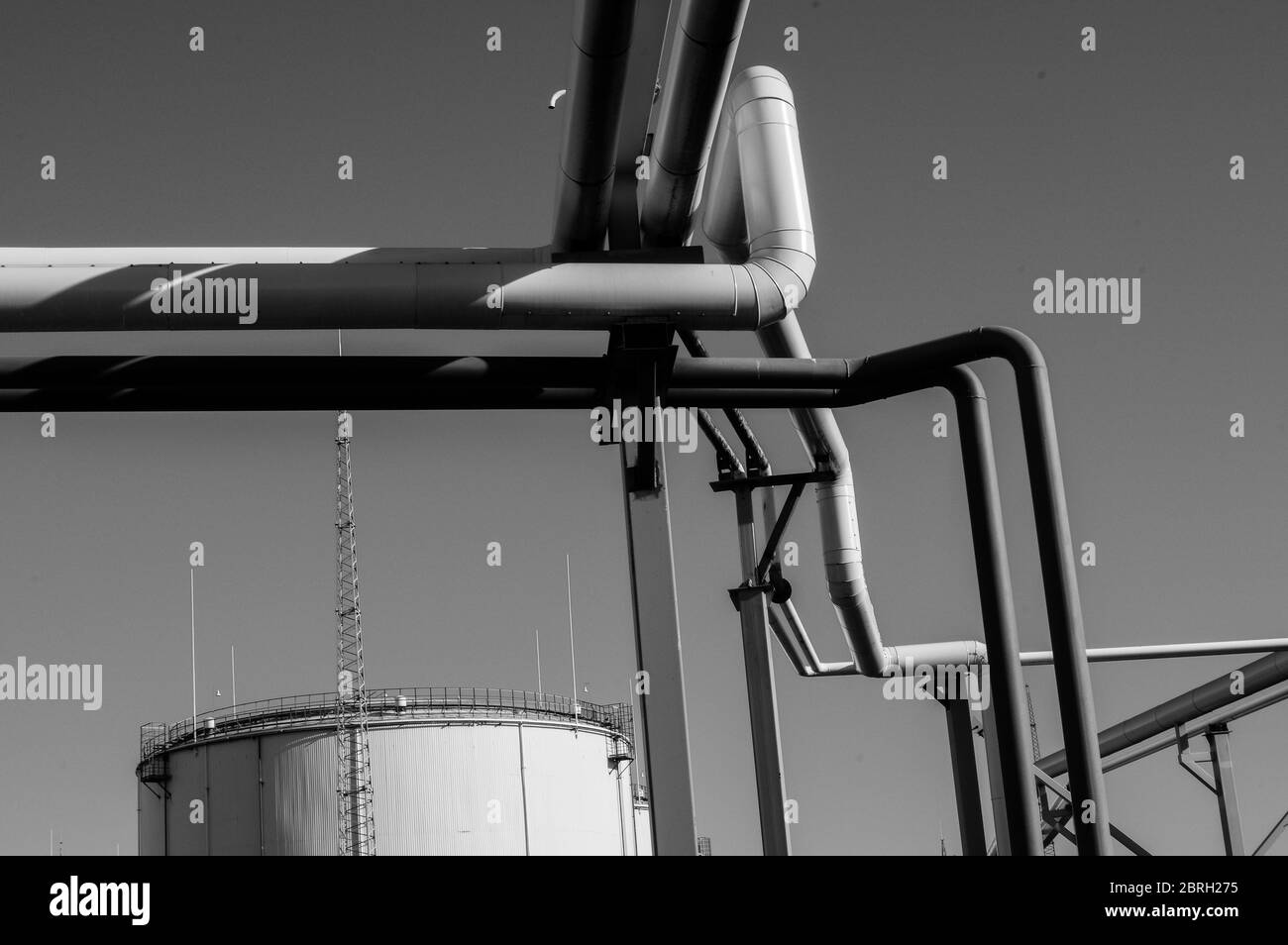 Pipeline and pipe rack of petroleum industrial plant. Offshore Industry ...