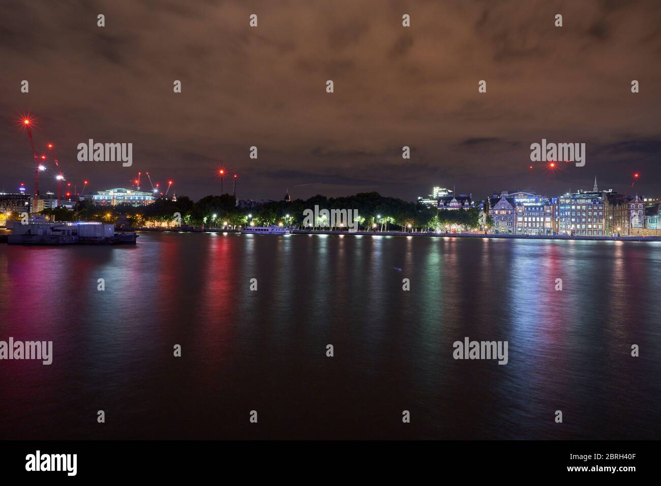 Panorama of thames hi-res stock photography and images - Alamy