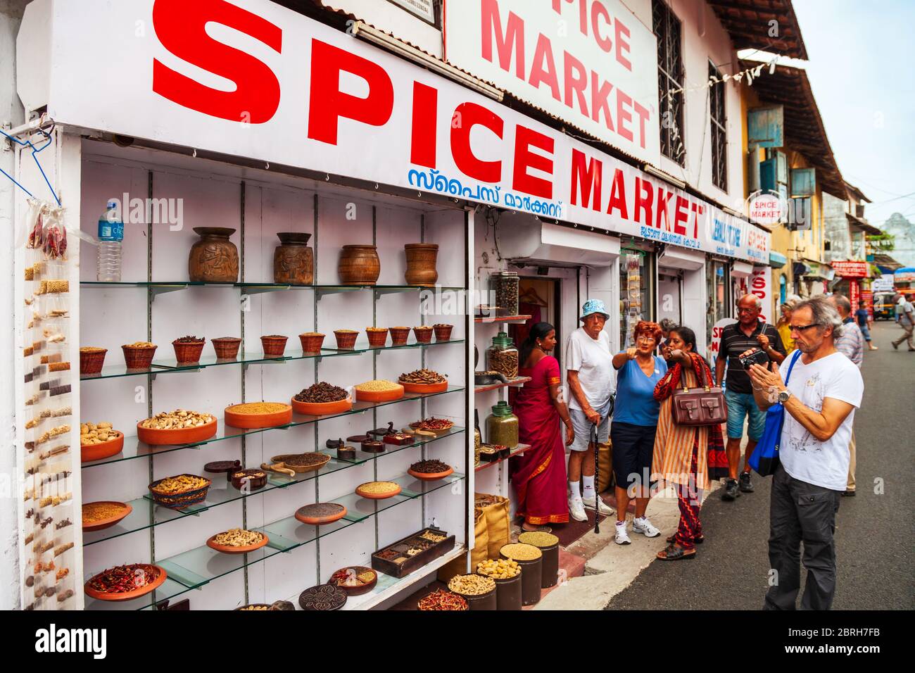 Princess street fort cochin kochi hi-res stock photography and images ...