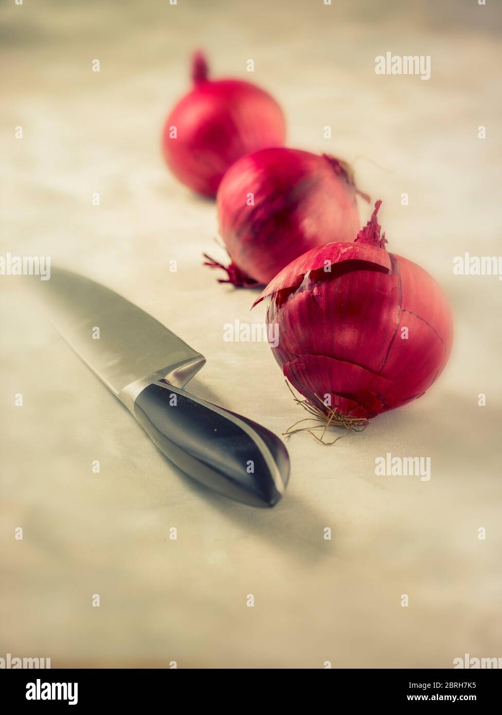 Red onion(s) food ingredient still-life Stock Photo - Alamy