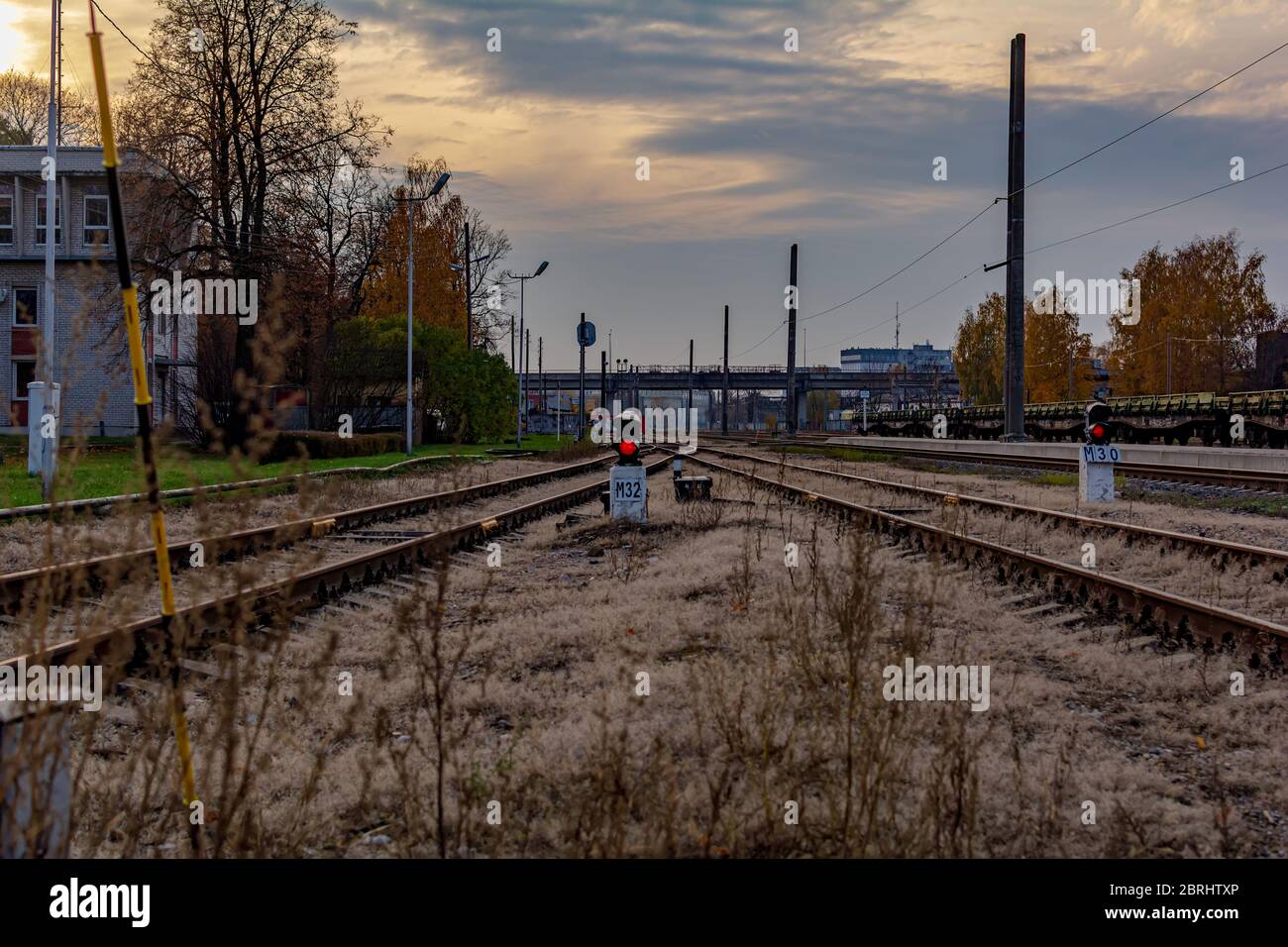 Train stop red signal hi-res stock photography and images - Alamy