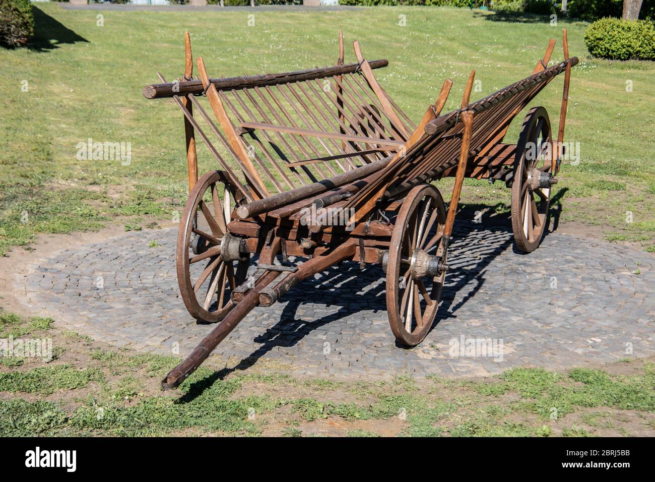 wooden cart with drawbar in agriculture Stock Photo - Alamy