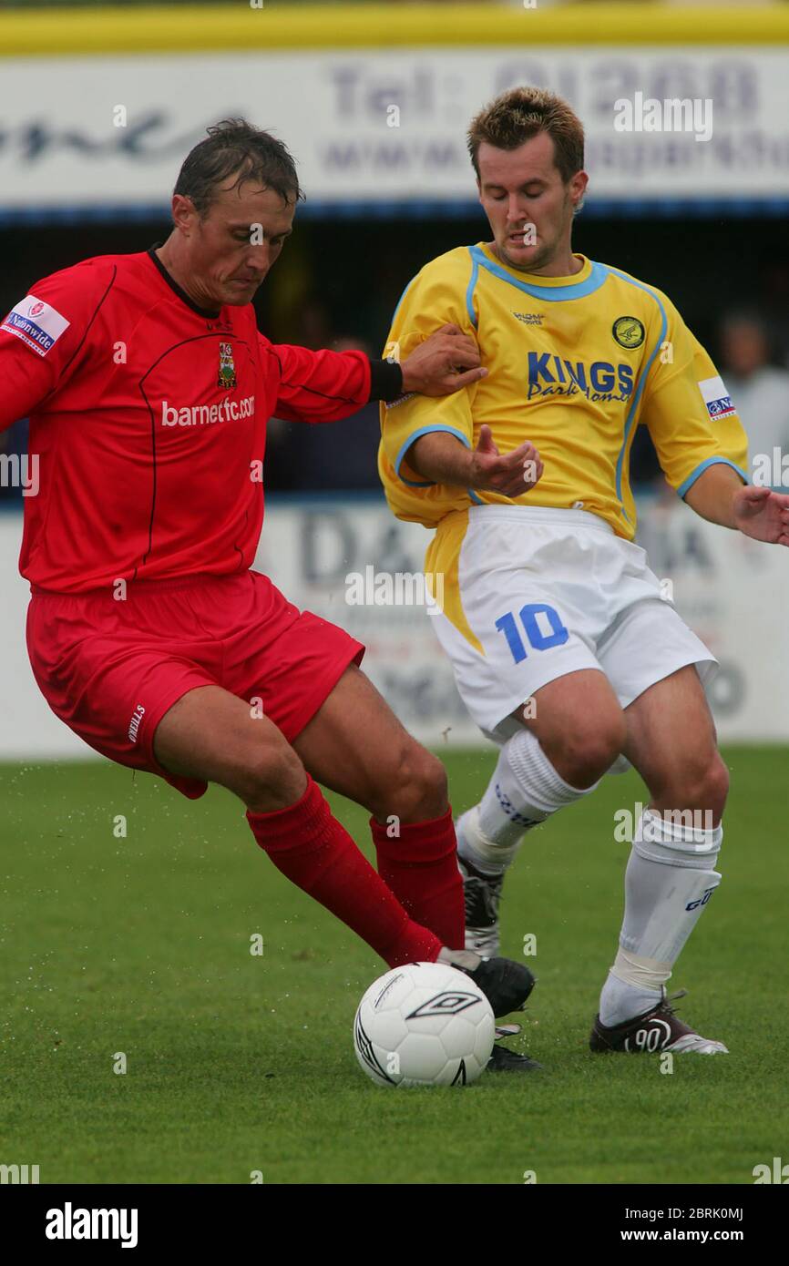 CANVEY ISLAND, UK AUGUST 30: IAN HENDON of Barnet HOLDS OF LEE BOYLAN ...