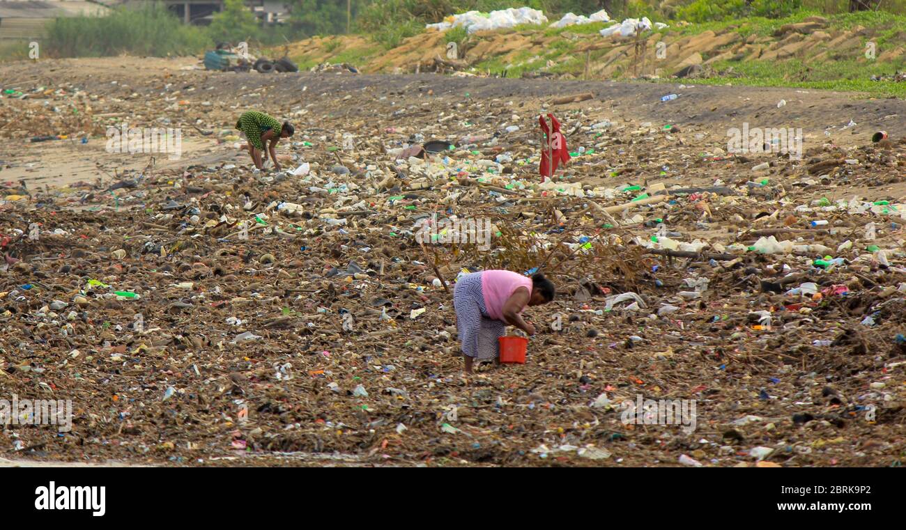 Sea Pollution: Garbage dumped in the Sri Lankan Sea near Colombo. women ...