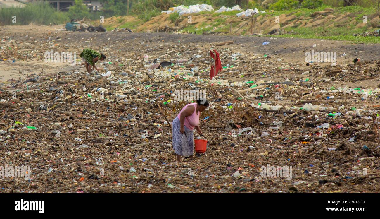Sri lankan garbage hi-res stock photography and images - Alamy