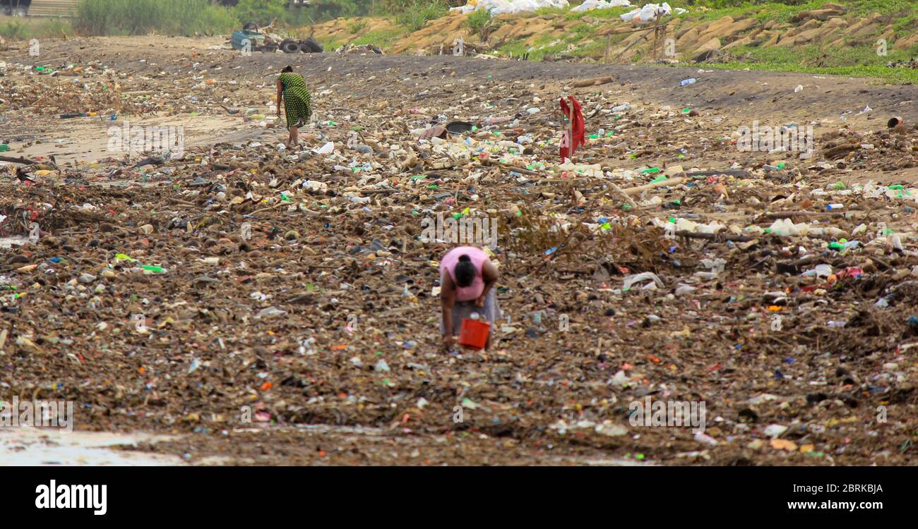 Sea Pollution: Garbage dumped in the Sri Lankan Sea near Colombo. women ...