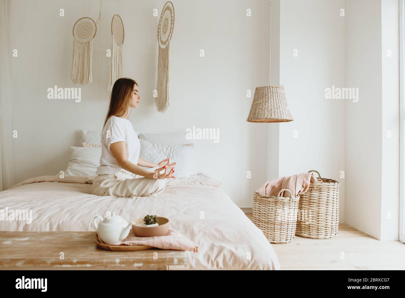 Home relaxation hi-res stock photography and images - Alamy