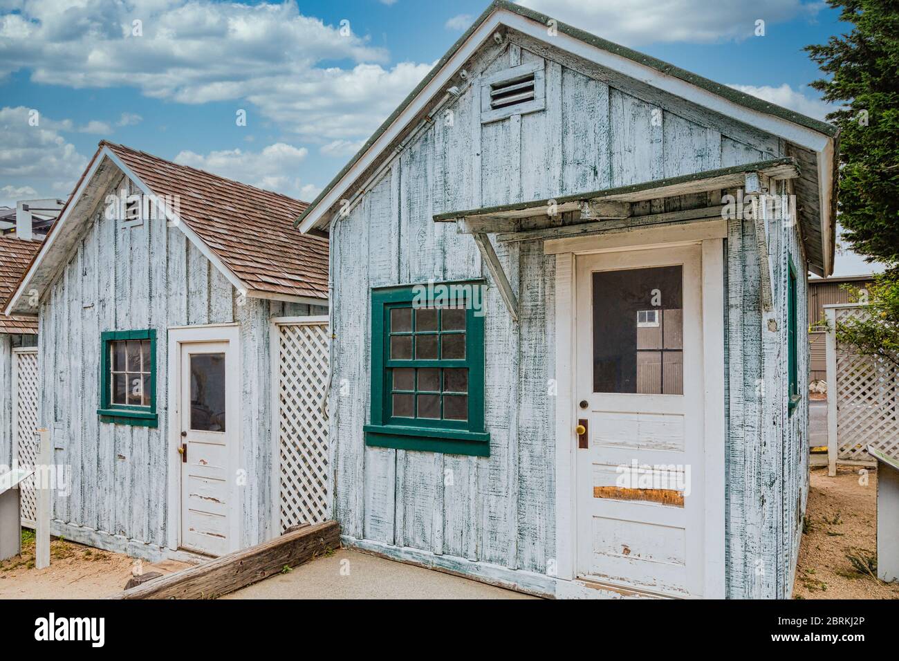 Old faded wood hi-res stock photography and images - Alamy