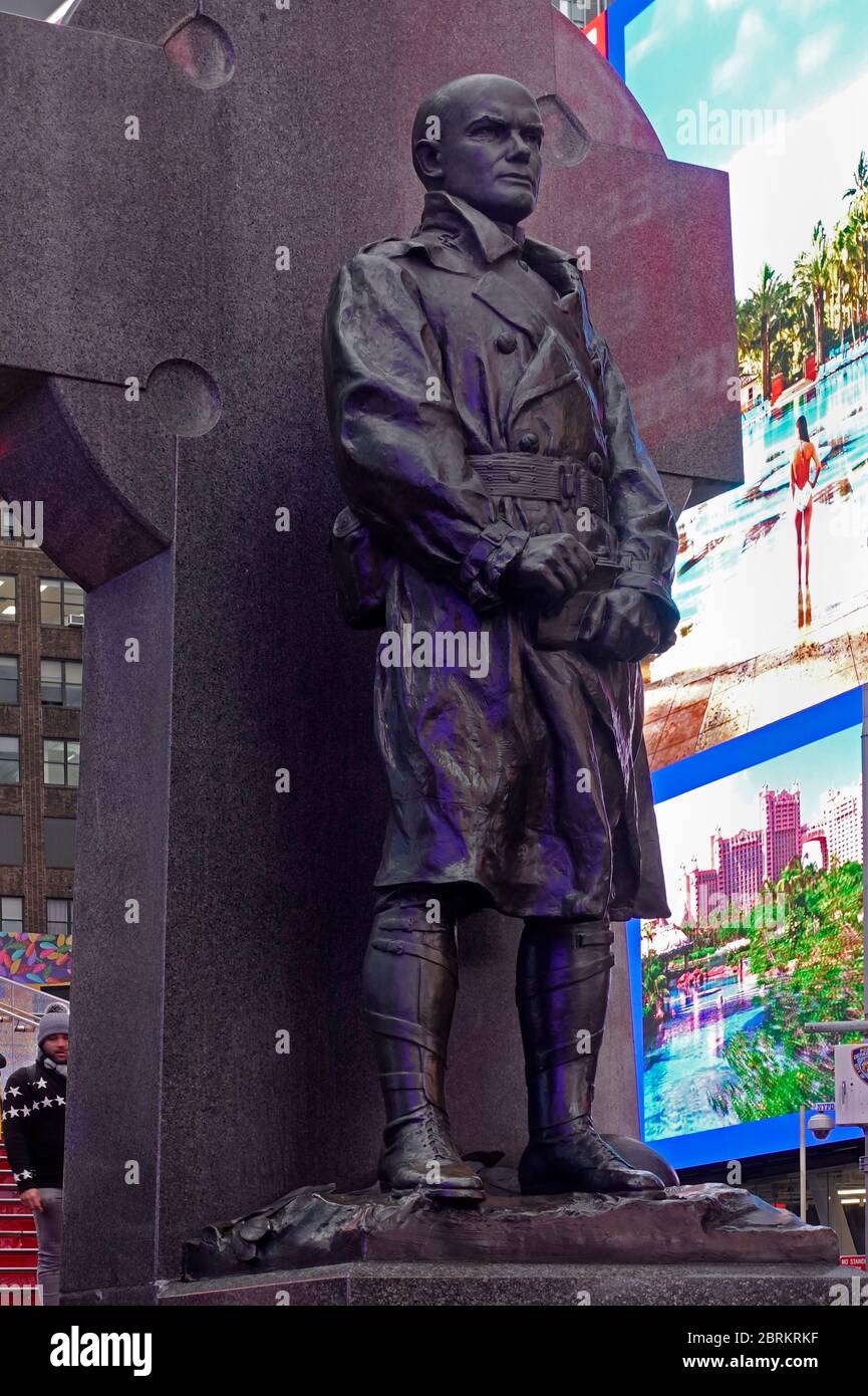 Father Duffy statue in Duffy square in Times Square New York City Stock ...