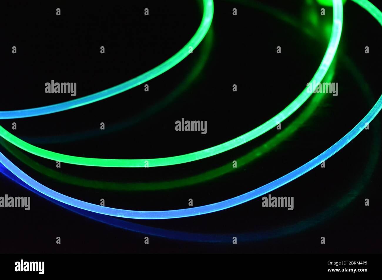 Green and blue light wire, a light guide wire with different light ...