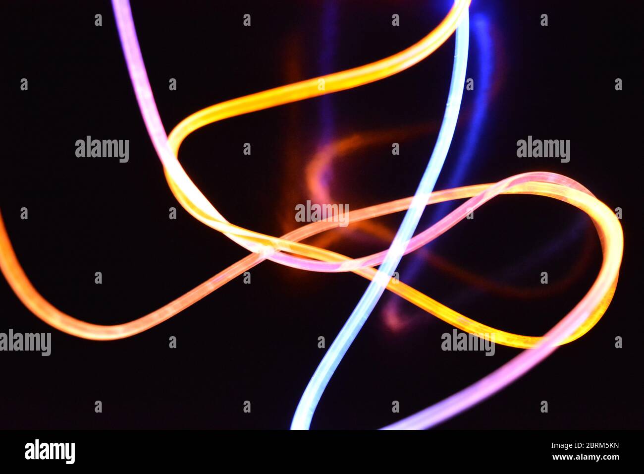 Yellow and blue light wire, a light guide wire with different light ...