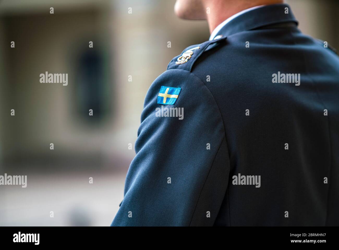Swedish guards at the court of the royal palace in Stockholm Stock ...
