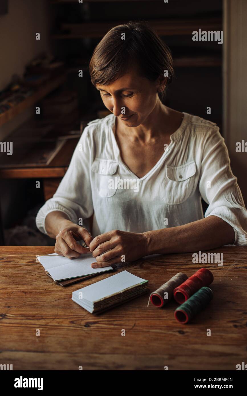 Work sheets hi-res stock photography and images - Alamy