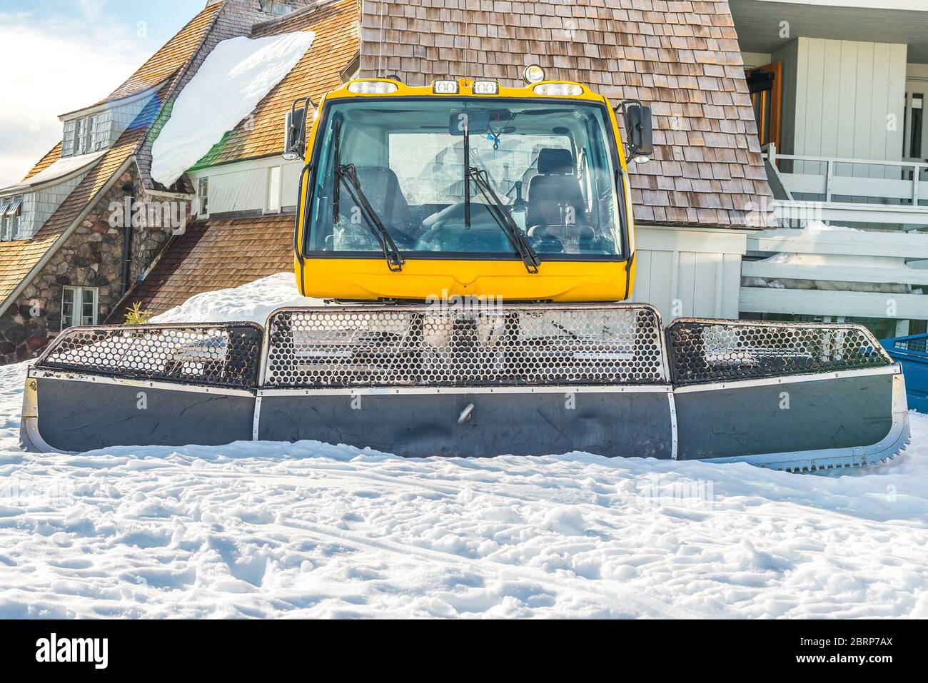 snow track vehicle Stock Photo - Alamy