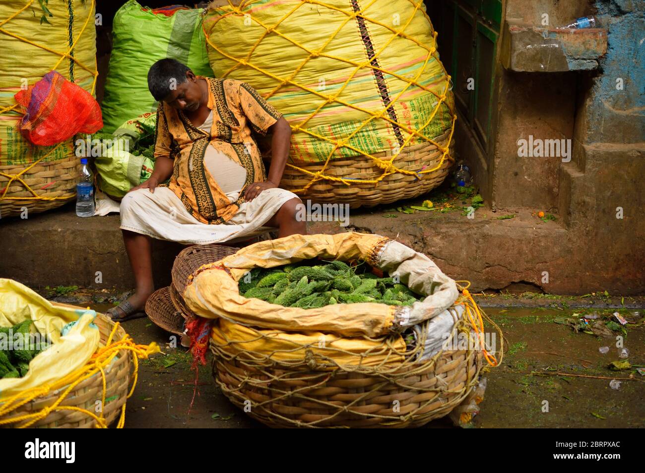 Grocery worker sad hi-res stock photography and images - Alamy