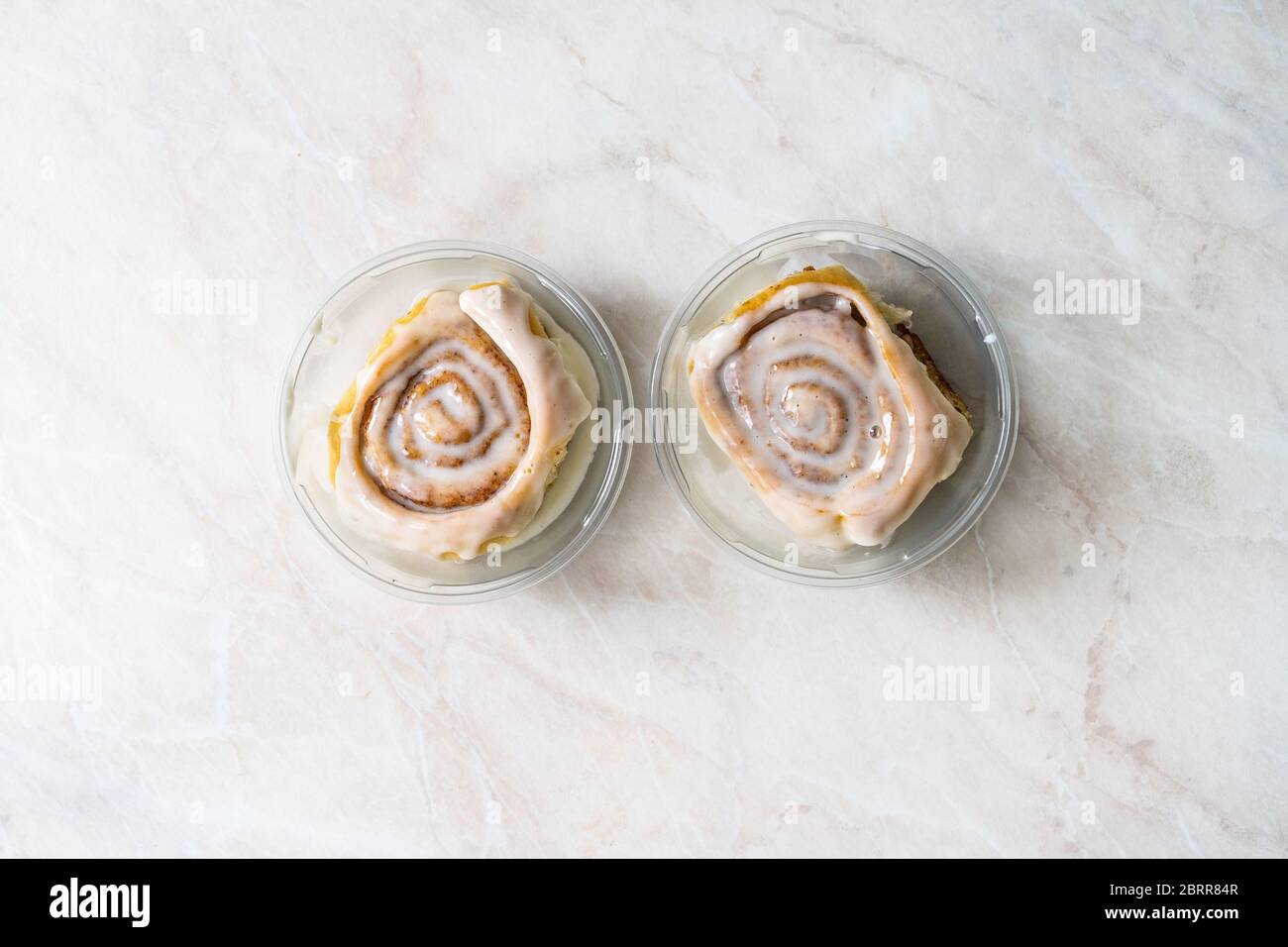 Take Away Cinnamon Roll / Cinnamon Bun in Plastic Box Package Container ...