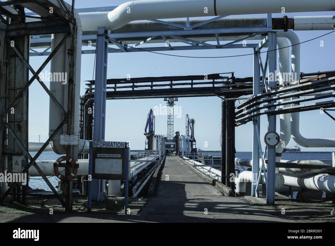 Pipeline and pipe rack of petroleum industrial plant. Offshore Industry ...