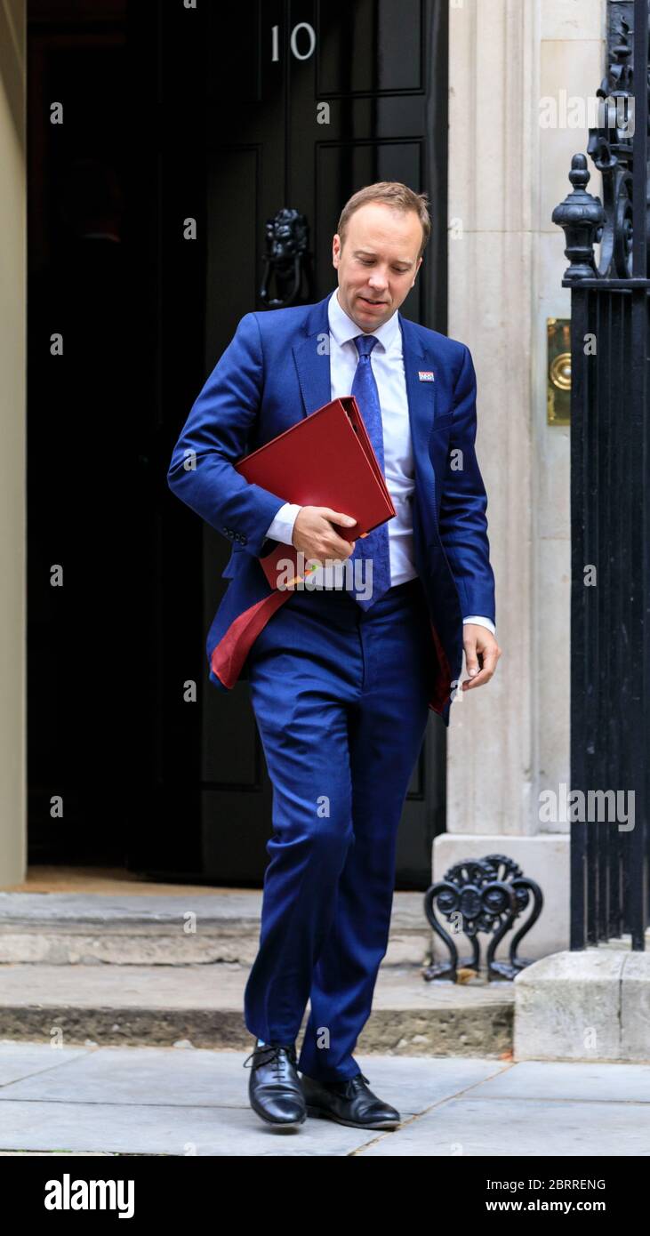Health social care secretary matt hancock leaving 10 downing street hi ...