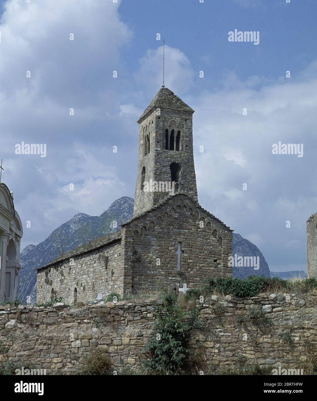 IGLESIA DE SAN CLEMENTE - SIGLO XI - ROMANICO LOMBARDO. Location ...